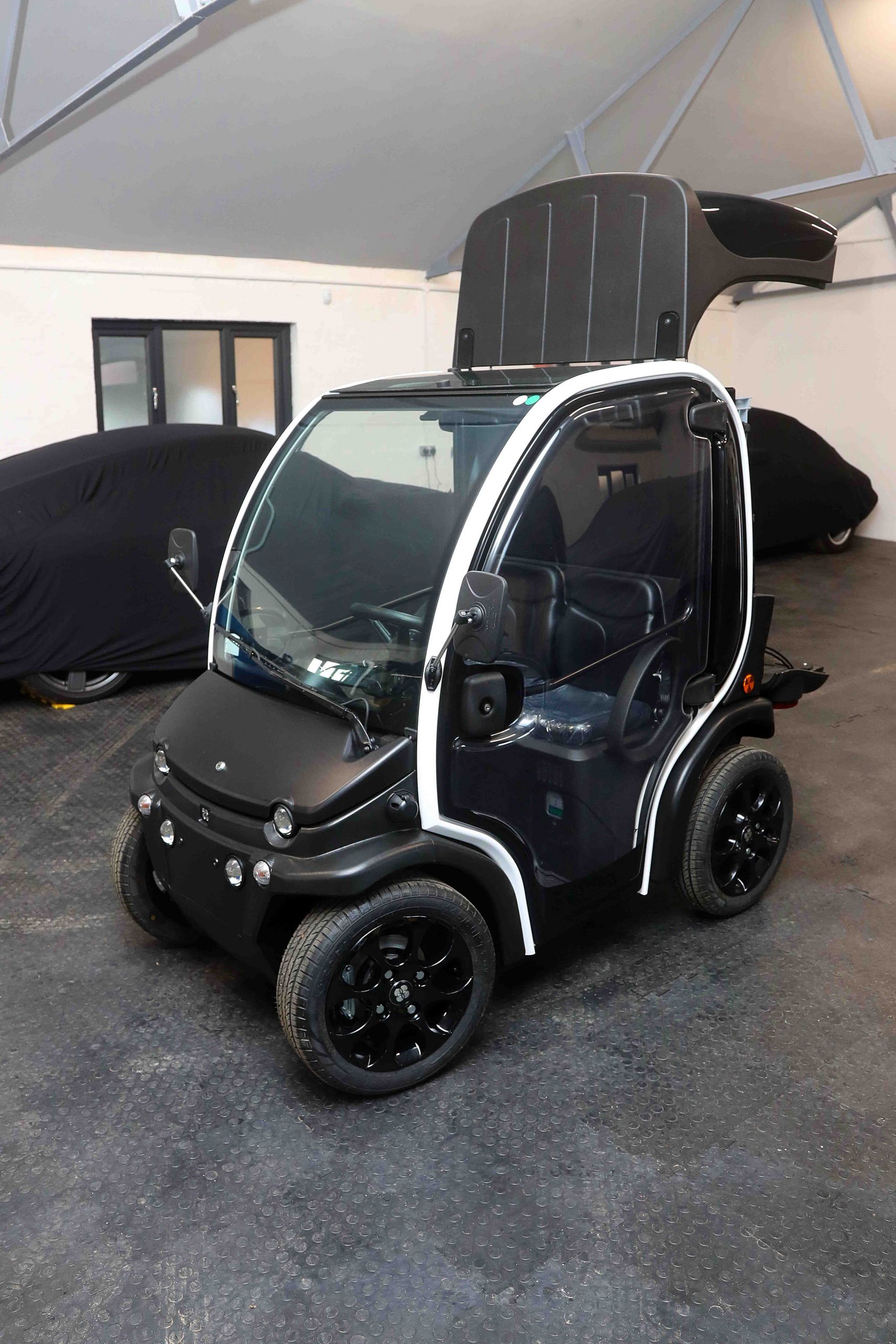 Biro BOX Commercial - Bolt | Birò Cars